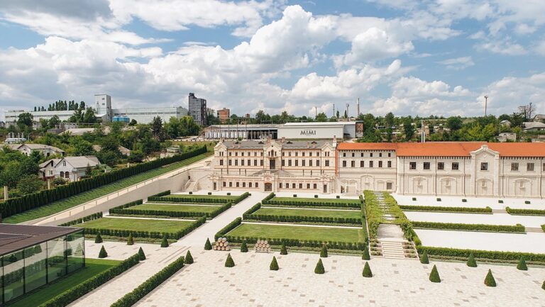 Top Moldovan Winery Experiences: Plan Your Wine Tasting Holiday ...